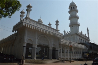 शहर में पहली है धतकीडीह बड़ी मस्जिद - dhatkidih mosque