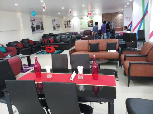 विज्ञापन - गोदरेज इंटिरियो में फर्निचर की खरीद पर आकर्षक छूट