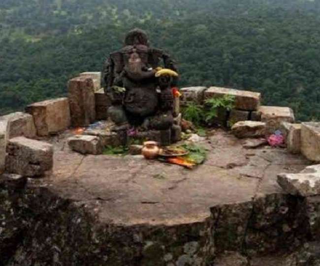 Dholkal Ganesh Temple: इस मंदिर से जुड़ी है गणपति बप्पा के एकदंत की कथा ...