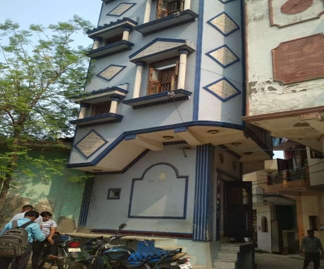 महज 6 गज में बना देश का सबसे छोटा मकान, इसकी खूबियां लोगों को कर रही ...
