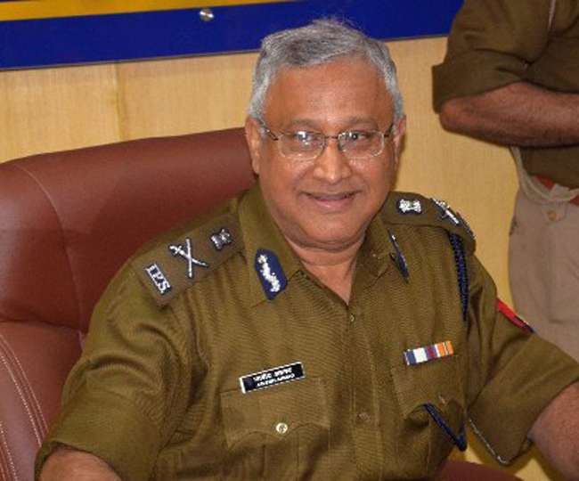 उत्तर प्रदेश के डीजीपी रह चुके जावीद अहमद ने लिखा 'एम' होना गुनाह ...