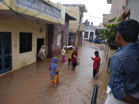 मारकंडा नदी में आया 18 हजार क्यूसिक पानी - 18 thousand cusec water ...