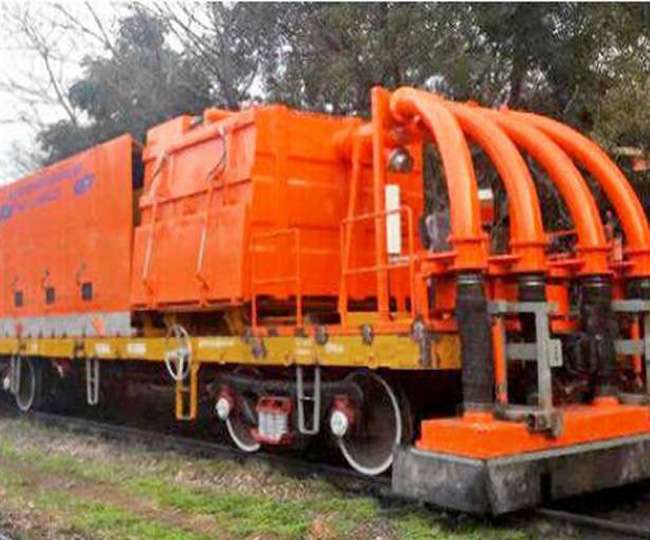 मुंबई की तर्ज पर दिल्ली में शुरू हुई विशेष स्वच्छता रेल जानें- कैसे ...