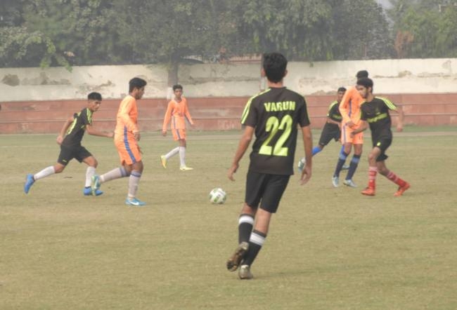 डीएवी फरीदाबाद और दिल्ली में फाइनल - game dfghdf