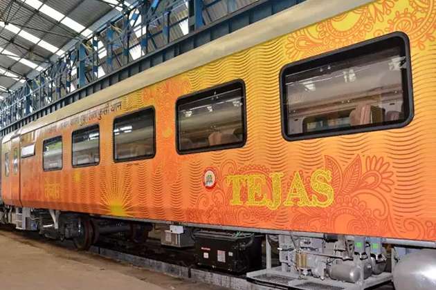 इन स्टेशनों के बीच चलेगी नई तेजस होंगी ये खासियतें - Indian Railways ...