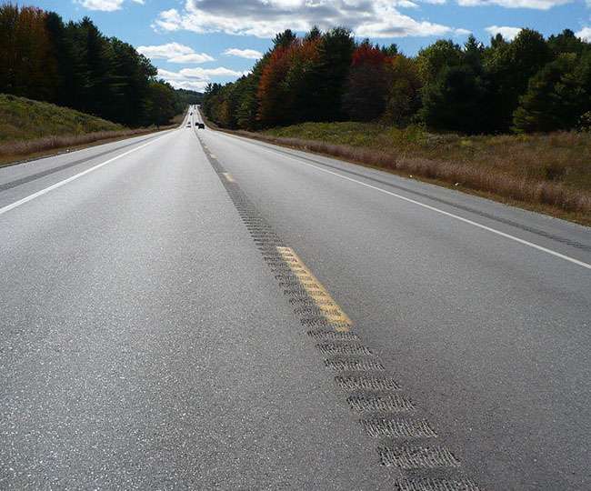 10 लाख की सड़क बनाने में खर्च कर दिए एक करोड़, लंबाई भी महज 300 मीटर ...