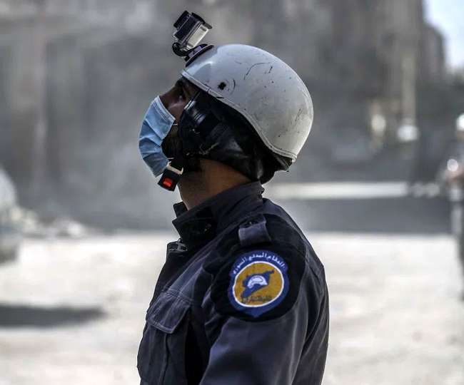 हर वक्‍त मौत को बेहद करीब से देखते हैं अबू हसन और उनके साथी