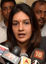 केंद्र सरकार राफेल विमान खरीद मूल्य करे सार्वजनिक