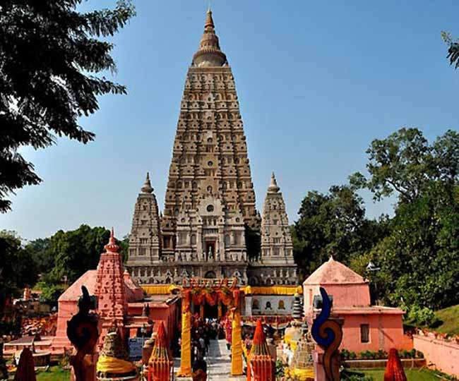 गया में इन 6 धार्मिक स्‍थलों के दर्शन के लिए भी आते हैं लोग
