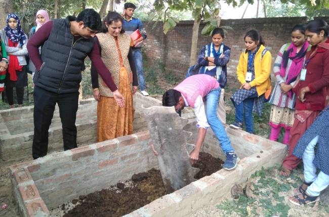 जीएफ कॉलेज के विद्यार्थी बनाएंगे बायो खाद