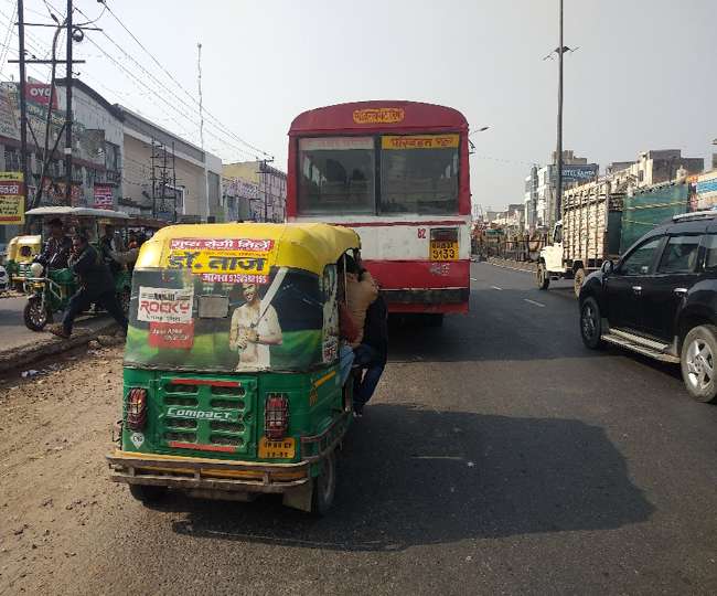 एसएसपी की लगातार कवायद पर सड़क पर कम न हुई बसों की अराजकता