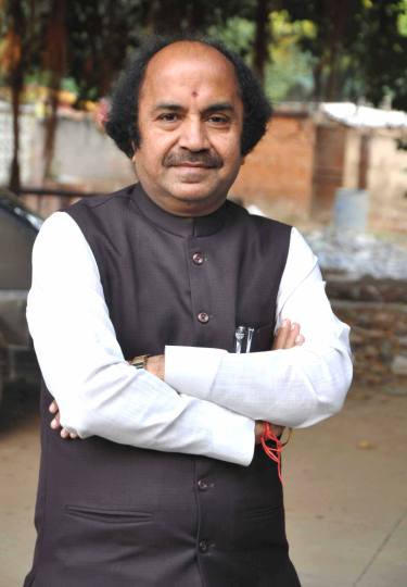 पेड़ों की नियमित छंटाई न होना लोगों के लिए खतरनाक : महेंद्र नागपाल