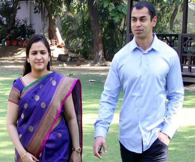 फिर मुख्यमंत्री योगी से मिले मुलायम की बहू अपर्णा और बेटे प्रतीक