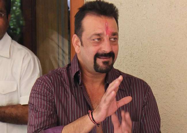 जेल वापसी के 32 महीने बाद 'संजय दत्त रिटर्न्स' , आ गई डेट - sanjay dutt ...