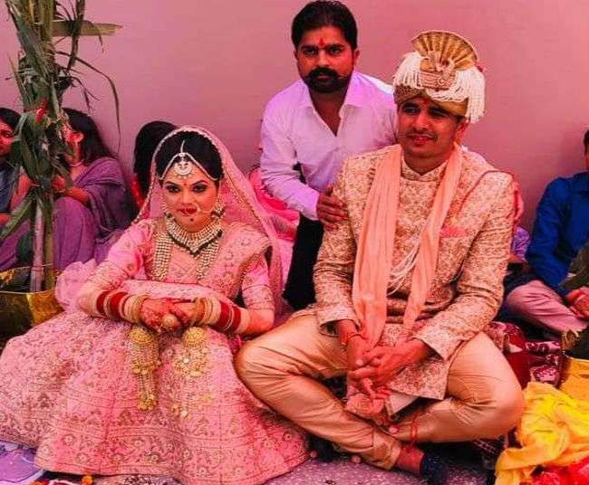 कबड्डी स्टार पद्मश्री अजय ठाकुर बंधे परिणय सूत्र में - Kabaddi star ...