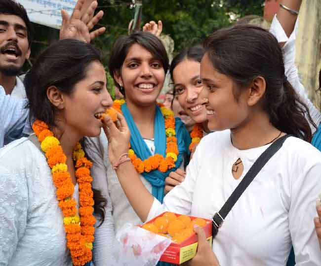 एमकेपी पीजी कॉलेज में दो साल बाद एबीवीपी की वापसी Dehradun News - ABVP ...