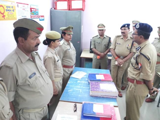 आइजी ने एसपी कार्यालय का किया निरीक्षण,दिए निर्देश