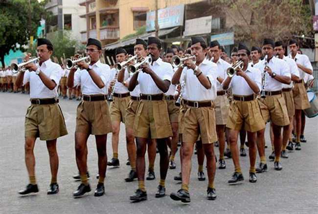RSS ने स्वयंसेवकों पर लगी सरकारी रोक का किया विरोध