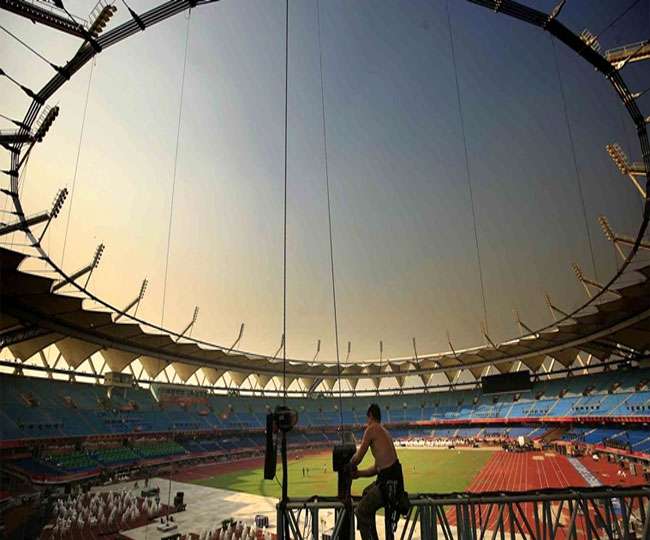 अंतरराष्ट्रीय मानकों के अनुसार दिल्ली में बनेगा फुटबॉल स्टेडियम, जानें ...