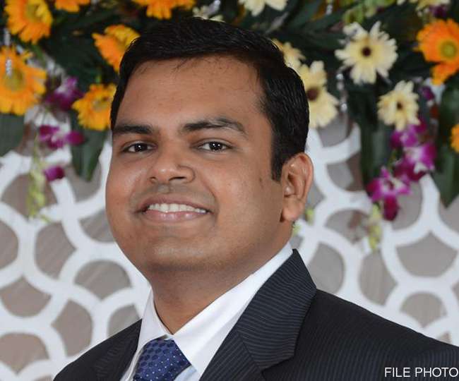 मुकेश पांडेय ने सिविल सर्विस परीक्षा में 14वीं रैंक लाकर रचा था इतिहास ...