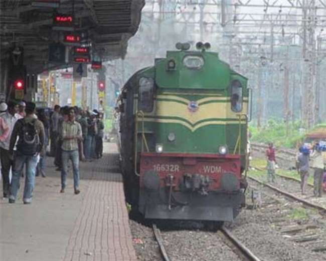 पाकिस्तान से 165 यात्रियों को लेकर वापस आई आखिरी थार लिंक एक्सप्रेस ...