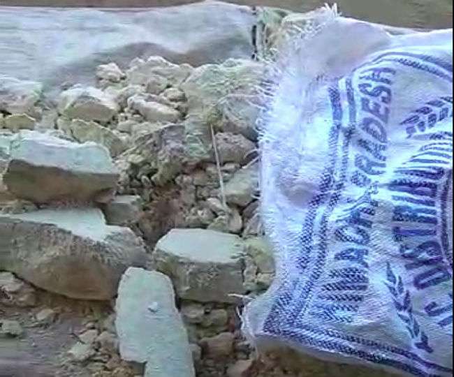 हिमाचल के डिपुओं में मिल रहा घटिया राशन आटे में नमी व चावलों में कंकड़ ...