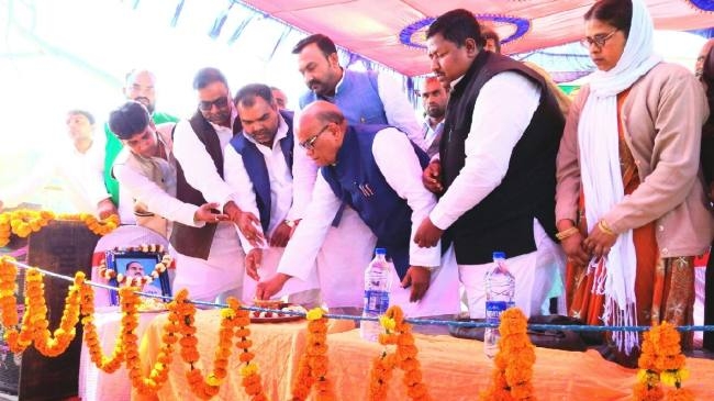 तरैया में धूमधाम से मनी अमर शहीद जगदेव प्रसाद की जयंती