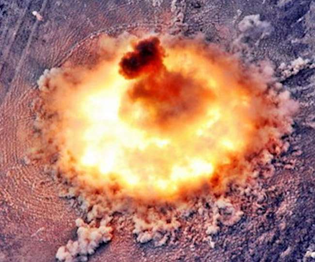 रूस ने ISIS पर गिराया 'फादर ऑफ ऑल बॉम्ब', अमेरिकी बम से चार गुना ताकतवर ...