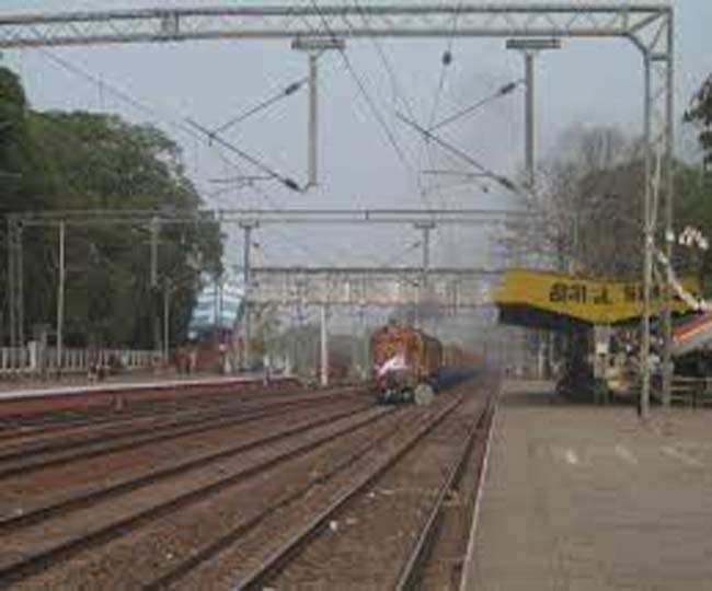 भारत में पहलीबार इस रेलखंड पर दौड़ी थी इलेक्ट्रिक इंजन वाली ट्रेन,जानिए