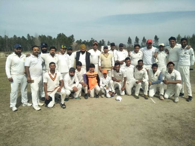 ईश्वर शांडिल्य को चुना गया मैन आफ द मैच - k mmmm