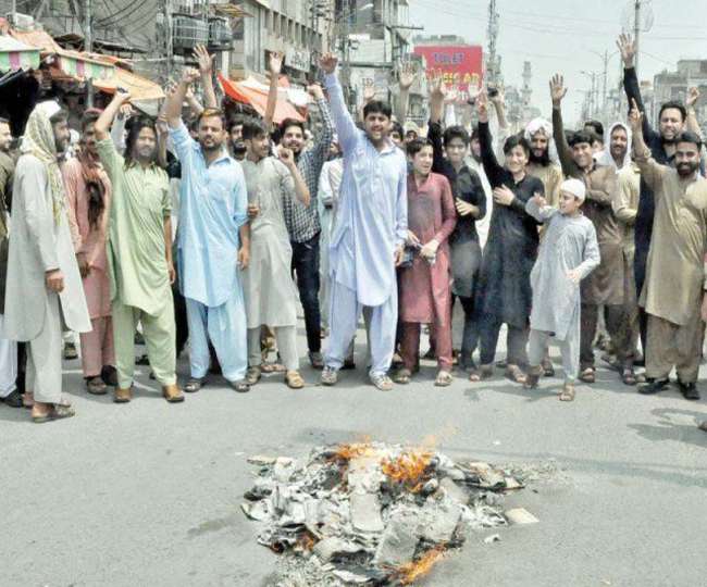 Pakistani Traders Strike: इमरान सरकार के इस फैसले के विरोध में ...