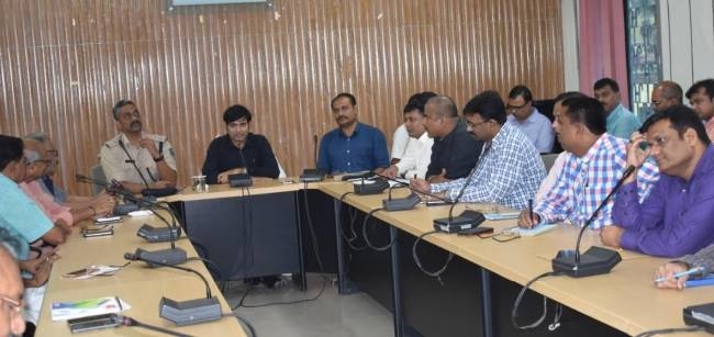 सीतामढ़ी जिला शांति और सदभाव का प्रतीक : डीएम - Sitamarhi district ...