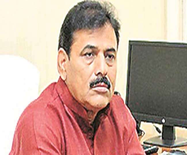 अल्पसंख्यक आयोग के अध्यक्ष बोले- आतंकी नहीं, आइएएस पैदा करते हैं मदरसे