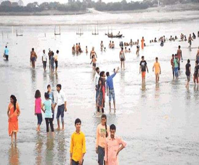इलाहाबाद में 47 डिग्री तापमान ने छुड़ाए लोगों के पसीने
