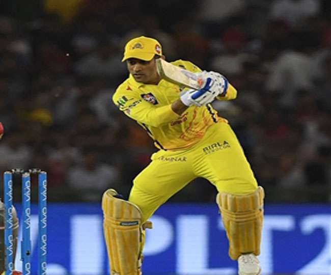 बैक पेन से जूझ रहे सीएसके के कप्तान धौनी ने कही ऐसी बात कि चुप हो गए सब ...