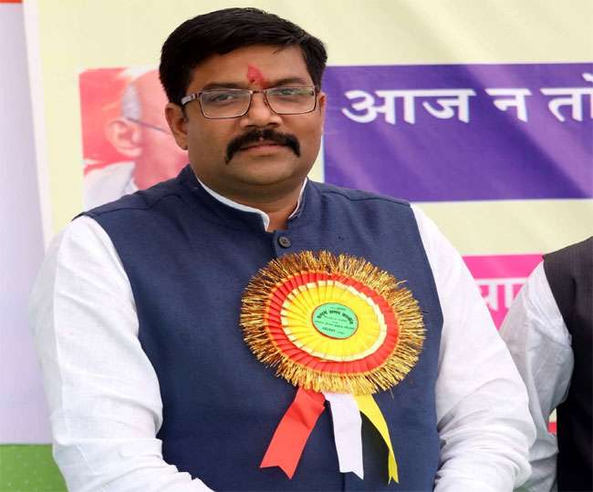 अब झाविमो में फूट, प्रदेश प्रवक्ता समेत कई नेता भाजपा में होंगे शामिल Ranchi News - JVM ...