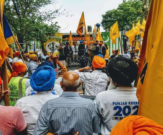 Article 370: पाकिस्तानियों के साथ प्रदर्शन कर रहे खालिस्तानी समर्थकों ...