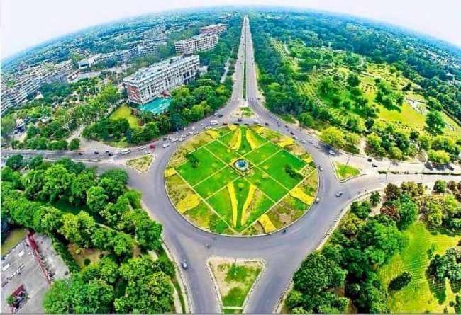 स्मार्ट सिटी चंडीगढ़ की इन जगहों पर घूमना न करें मिस, फूडी ट्रैवलर्स ...