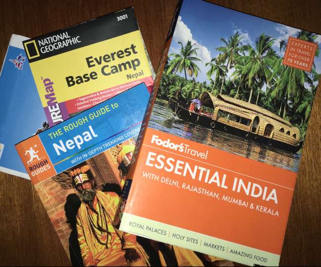 इन किताबों के जरिए भी कर सकते हैं भारत की अनोखी यात्रा