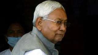 JDU 82 सीटों पर आगे, नीतीश के करीबी नेता ने फेसबुक पोस्ट से बढ़ाया ...