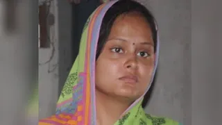 बिकरू कांड की आरोपी मनु पांडेय ने कोर्ट में किया आत्मसमर्पण, ढाई साल से ...