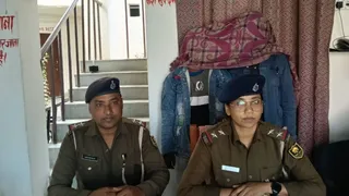 पिस्टल के बल पर मुखिया की बाइक लूटकांड में दो आरोपी गिरफ्तार, हथियार ...