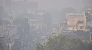 UP Weather Today: अगले तीन दिनों तक बनारस में पड़ेगी सबसे अधिक ठंड, IMD ...