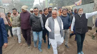 बिहारशरीफ सरकारी बस स्टैंड का होगा कायाकल्प, मंत्री ने दो नई बस सेवाओं ...