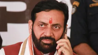 म्हारी सड़क ऐप पर मिली शिकायतों के निपटारे में लापरवाही पड़ी भारी, कई ...