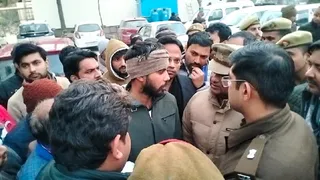 मेरठ के कपसाढ़ में मां की हत्या व बेटी के अपहरण के मामले में दिनभर चला ...