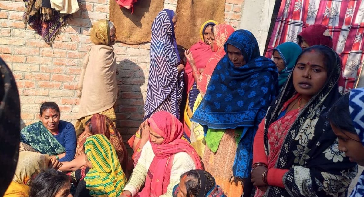 प्रयागराज में युवक समेत चार बच्चे तालाब में डूबे, मौत से गांव में ...