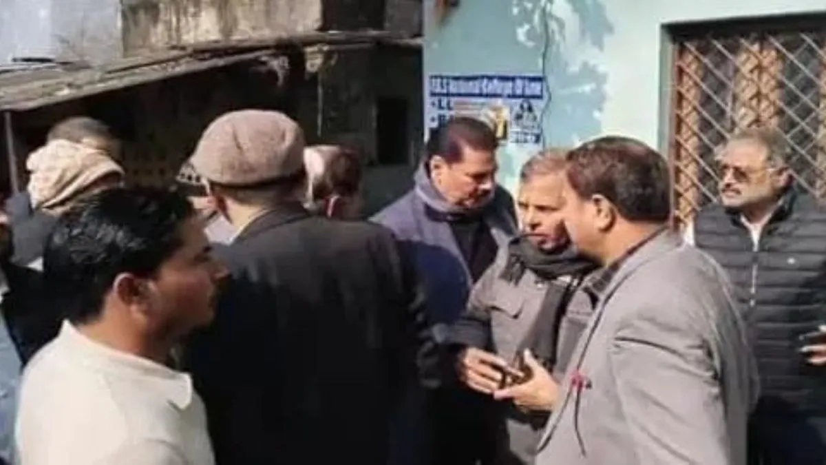 बार एसोसिएशन पूर्व अध्यक्ष के चैंबर में आगजनी, मतगणना से पहले फैली ...