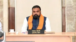 बिहार के खजाने पर बढ़ा दबाव: बजट अनुमान से 1142 करोड़ अधिक मिले, लेकिन ...