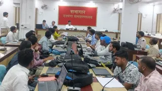दरभंगा जिलाधिकारी ने बहेड़ी के राजस्व कर्मचारी को किया निलंबित, भू ...